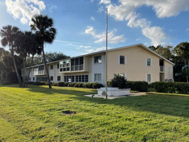 600 Royal Palm Blvd #5A, Vero Beach, FL 32960