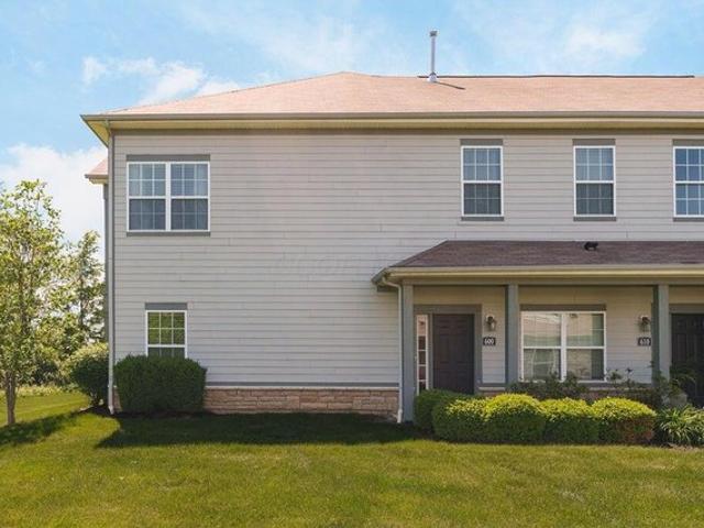 600 Redwood Ln, Lewis Center, OH 43035