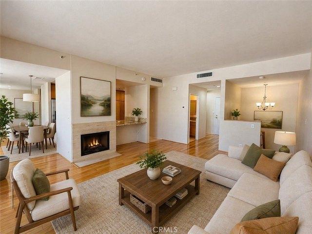 600 W 9th St Apt 1508, Los Angeles, CA 90015