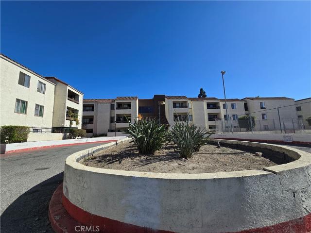 600 W 3rd Street B 117