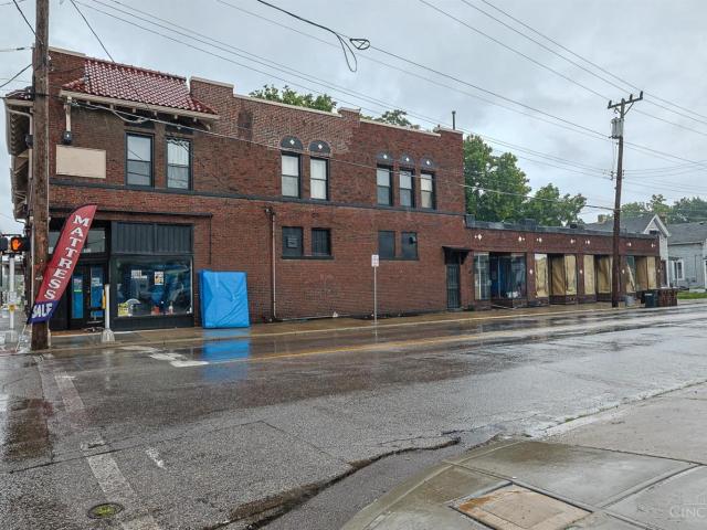 600 W Wyoming Avenue