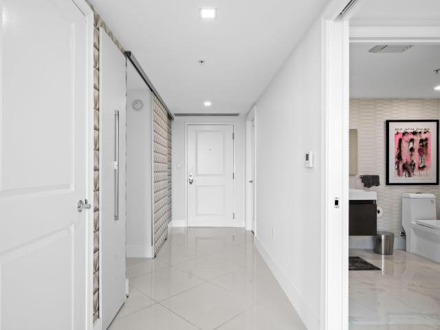 600 W Las Olas Blvd, Unit 1712N, Fort Lauderdale, FL 33312 | MLS #B26012 | Compass