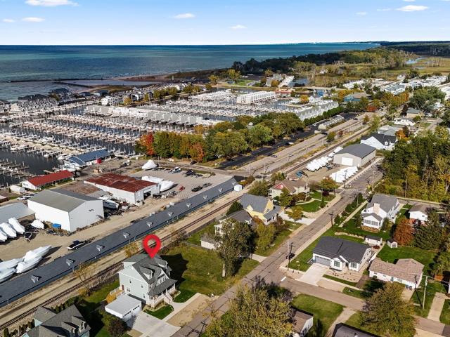 600 W Mechanic Street
