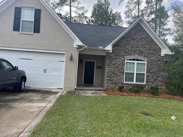 600 Wyndam Ct, Lumberton, NC 28358