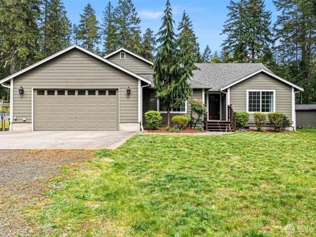 600 Toonerville Dr NE, Belfair, WA 98528