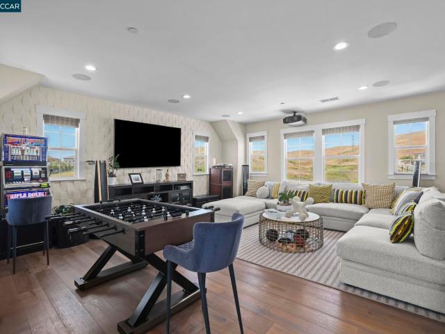 600 Thyme Way