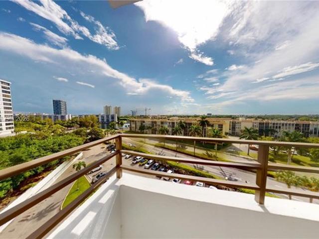 600 Three Islands Blvd Apt 607, Hallandale Beach, FL 33009