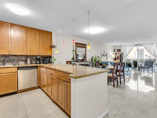 600 Three Islands Blvd Apt 618, Hallandale Beach, FL 33009