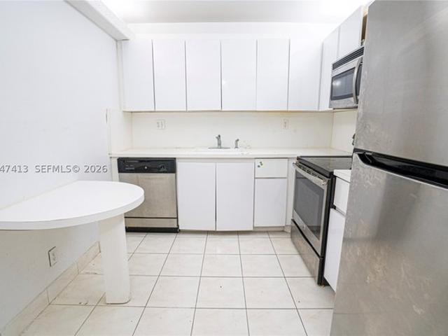600 Three Islands Blvd Apt 316, Hallandale Beach, FL 33009