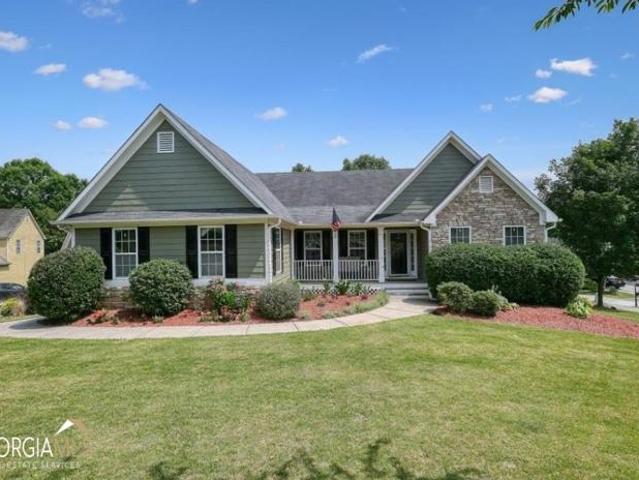 600 Treetops Ct, Canton, GA 30115