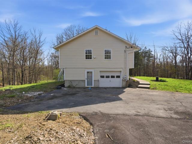 600 Twin Arch Road