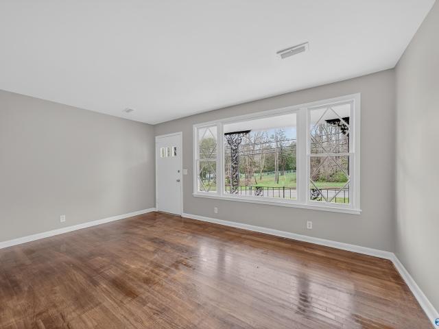 6014 Pulaski Pike NW