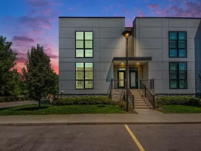 6014 Port View Dr, Grand Rapids, MI 49512 MLS 24036587