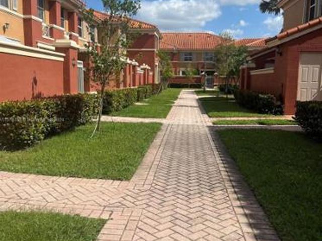 6015 NW 116 Pl #472, Doral, FL 33178