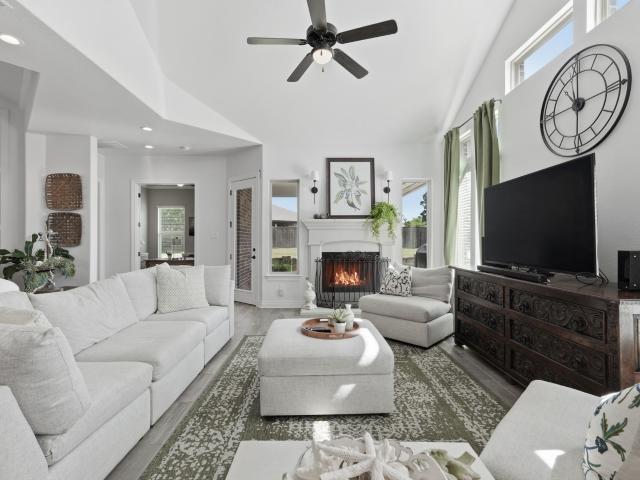 6015 Henry Hamlet Drive