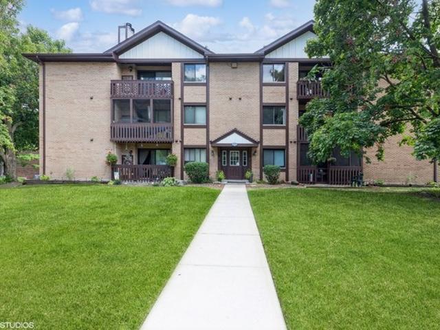 6015 Lakeside Pl Apt 304, Tinley Park, IL 60477
