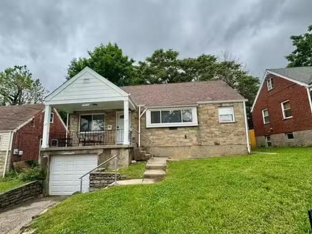 6015 Red Bank Road, Cincinnati, OH 45213