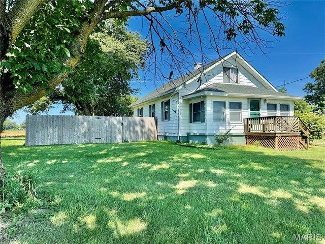 6015 State Route 4, Mascoutah, IL 62258