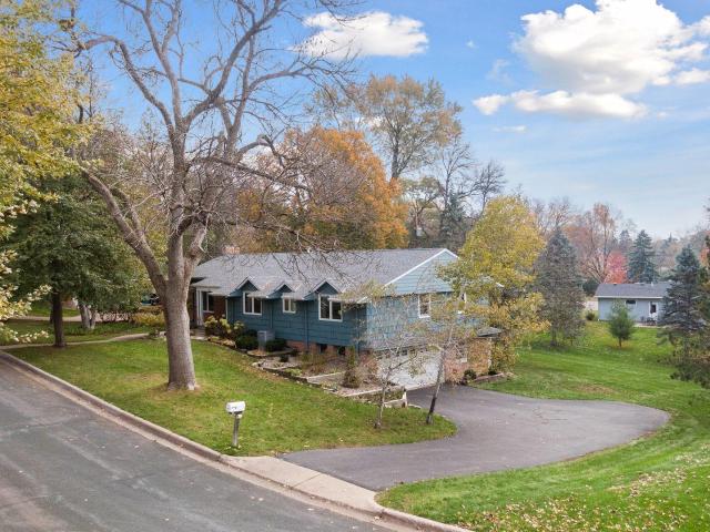 6015 Saxony Road