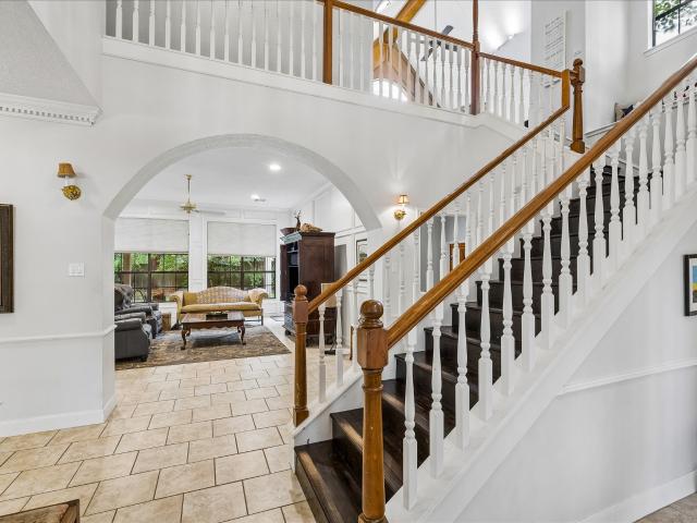 6015 Spanish Oak Way