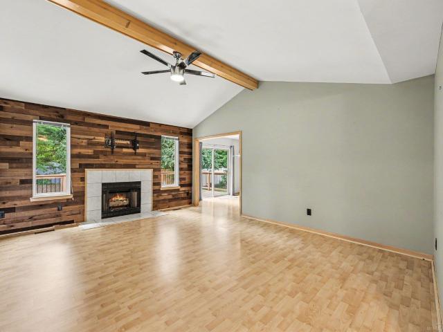 6016 Mulberry Drive