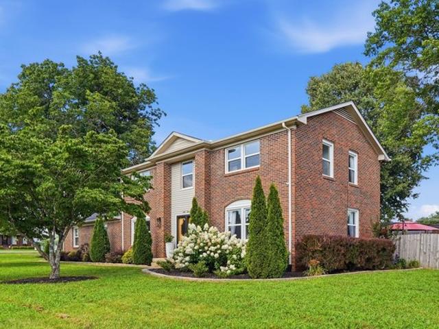 6016 Clifton Dr, Columbia, TN 38401