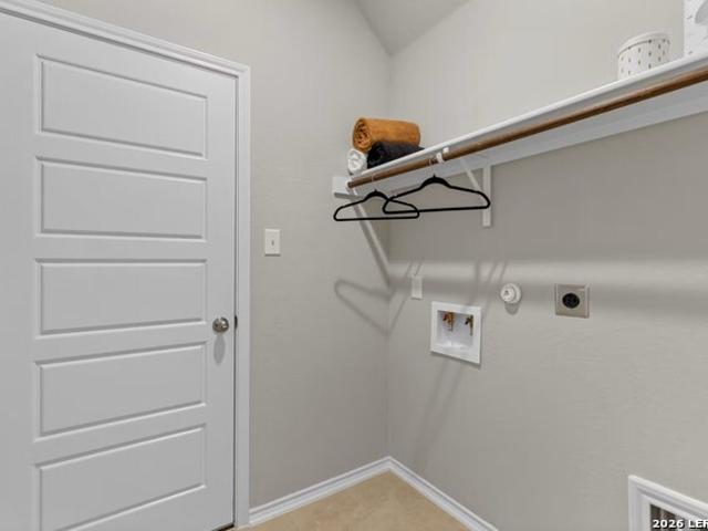 6016 Lakeview Pointe