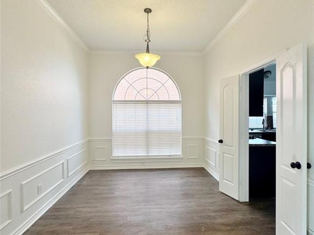 6016 Lake Vista Drive