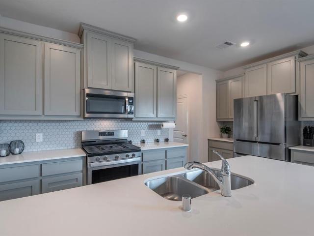 6017 Wildflower Way