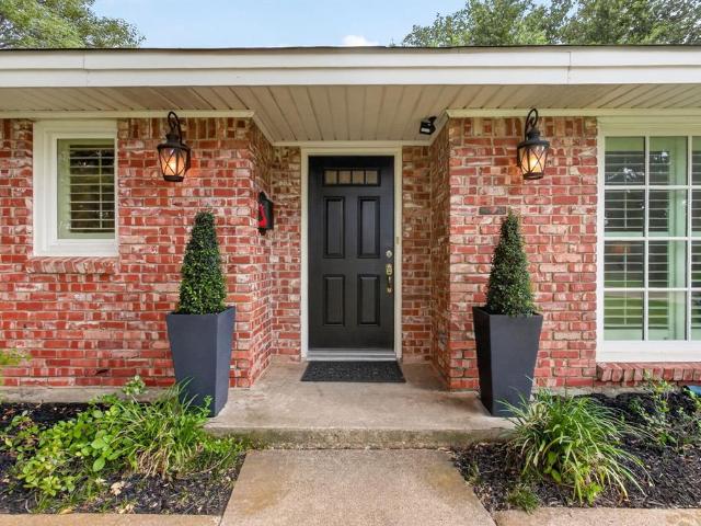 6017 Wonder Drive