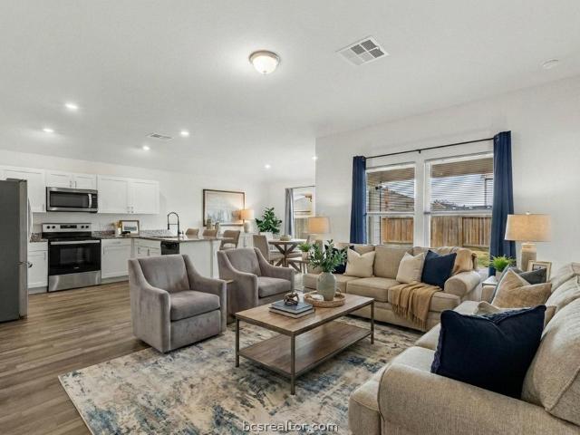 6018 Crest Bridge, Bryan, TX 77807 | MLS #26001 | Compass
