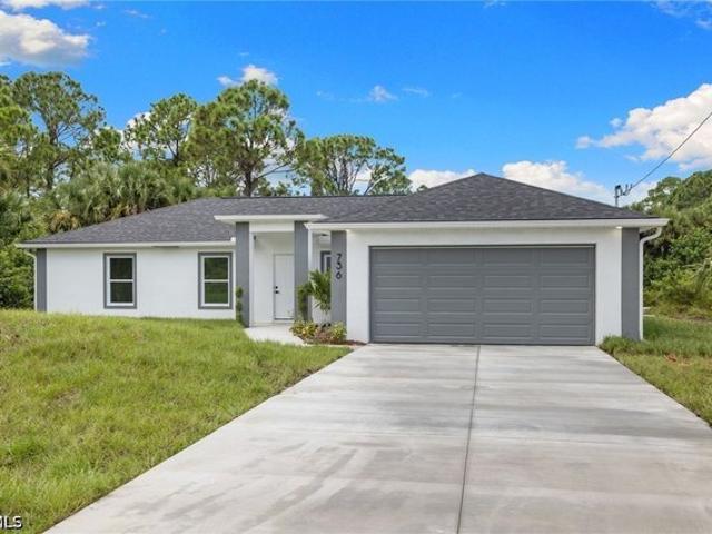6018 Paula Ave N, Lehigh Acres, FL 33971