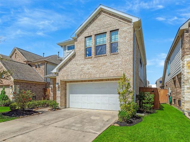 6019 Dovetail Cliff Court