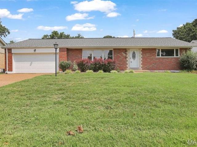 6019 Ranchwood Dr, Saint Louis, MO 63123