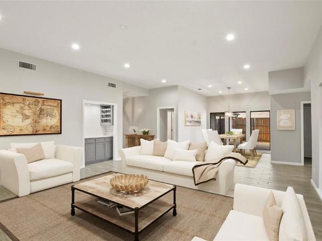 6019 Yellow Rock Trail