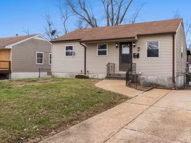 60108228 10423 Balmoral Dr