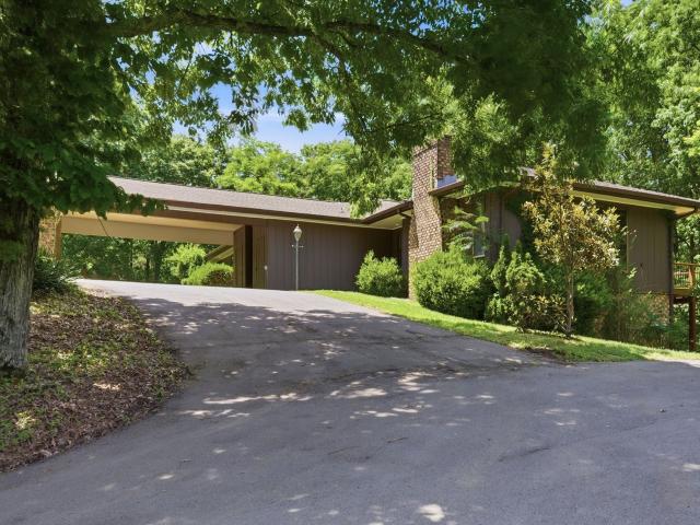 6010 Murray Ln