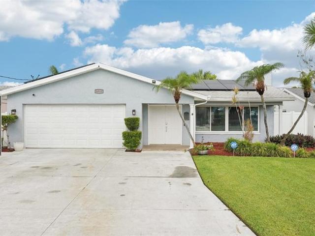 6010 Bayou Grande Blvd NE, Saint Petersburg, FL 33703