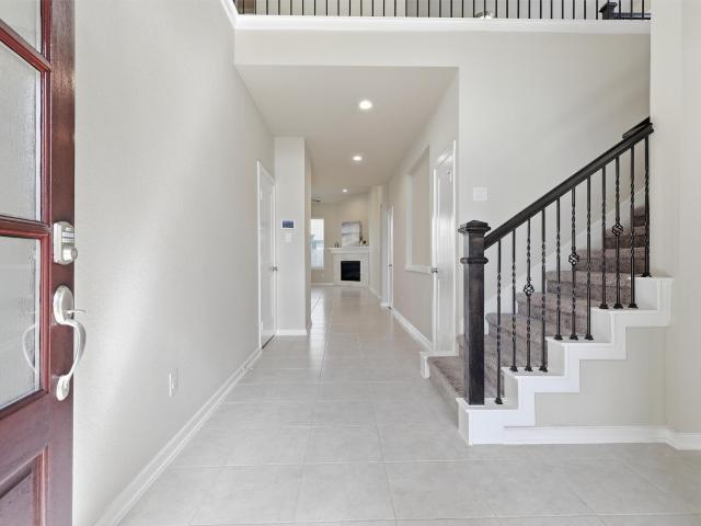 6010 Birchwood Cliff Trail