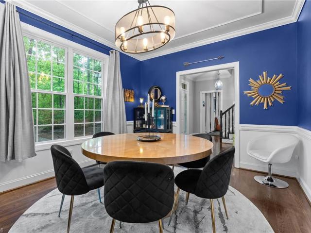 6010 Kempsford Court