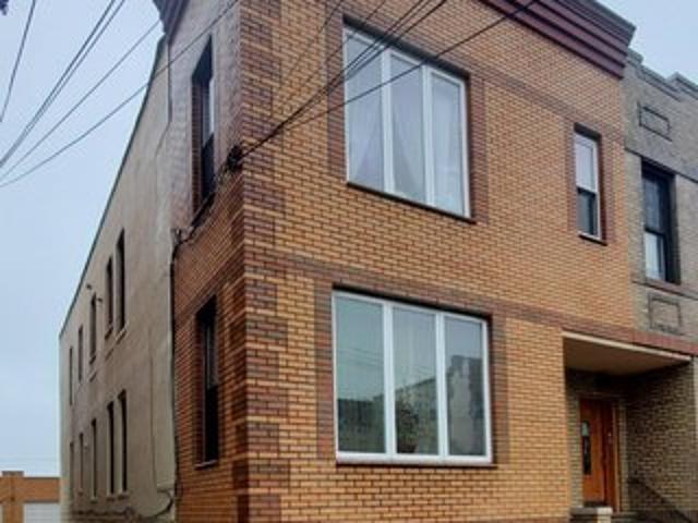 6010 Linden St, Ridgewood, NY 11385