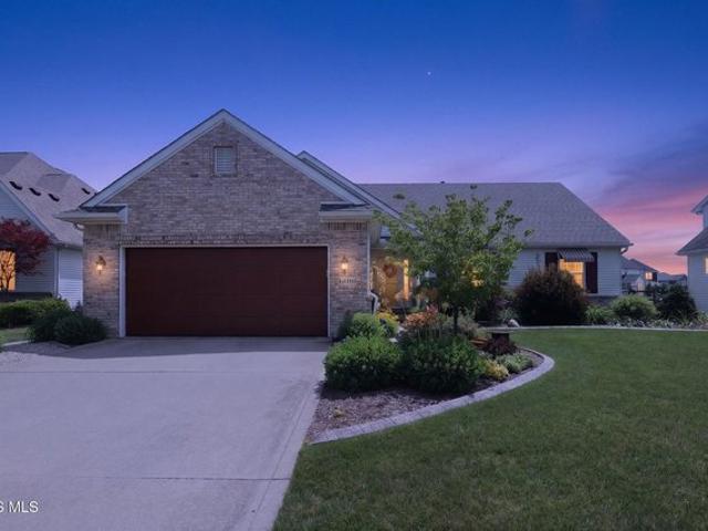 6010 Porsha Dr, Sylvania, OH 43560