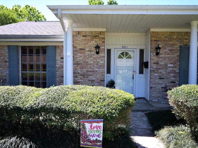 6011 Arboles Drive