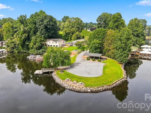 6011 Dockside Drive