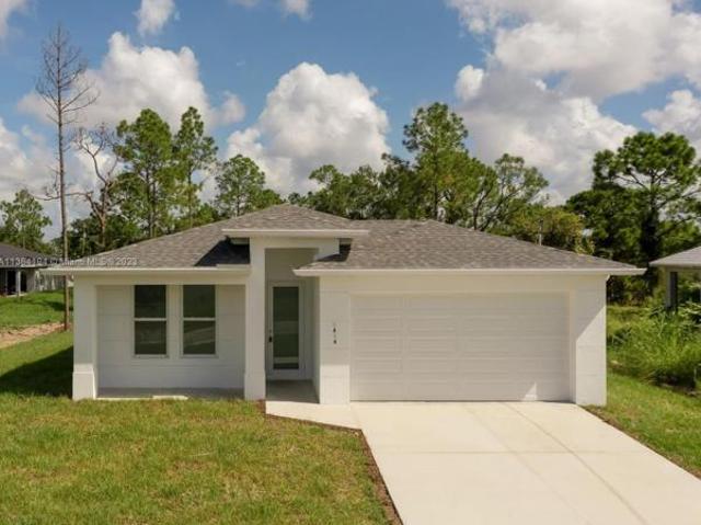 6011 Elaine Ave, Lehigh Acres, FL 33971