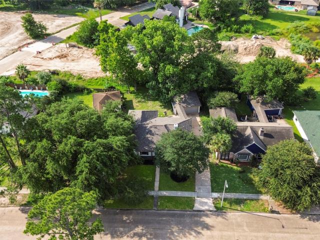 6011 Green Falls Drive