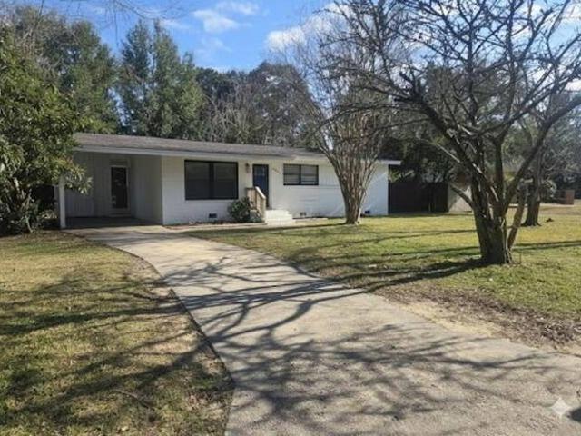 6011 Greenwood Ln, Pensacola, FL 32504