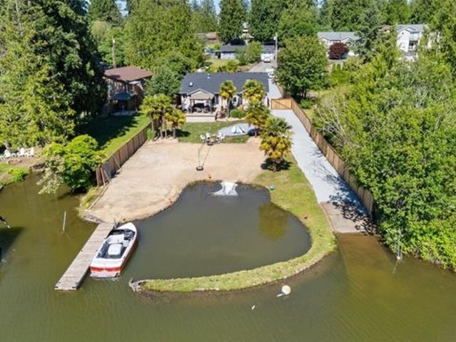 6011 th Ave E, Bonney Lake, WA 98391