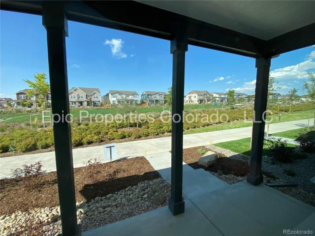6012 N Netherland Court