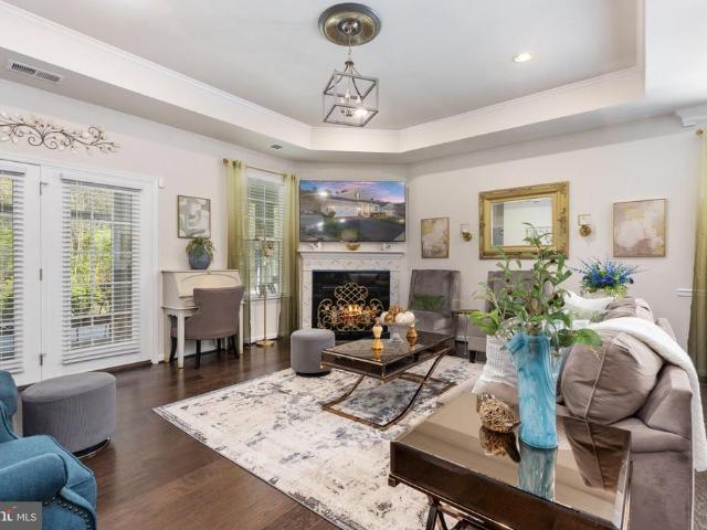 6012 New Berne